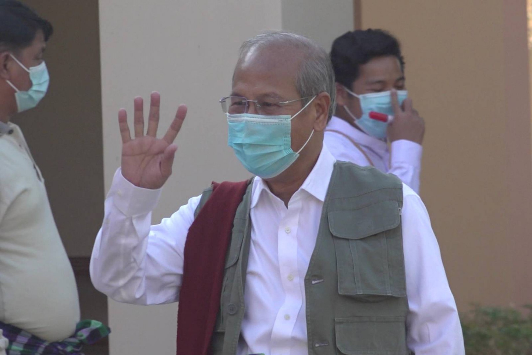 Junta hits Magway Region chief minister with new corruption charge