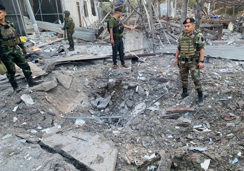 Junta jets bomb home of Karen splinter group commander
